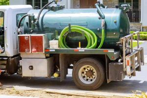 Desludging Septic Tank System in Malaysia | MAXCLEAN